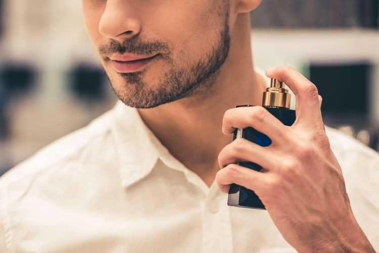 12 parfum pria tahan lama seharian untuk segala acara