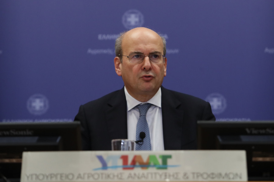 Κωστής Χατζηδάκης: €1,2 δισ. σε αγρότες μέχρι το τέλος του 2025 - Από ...