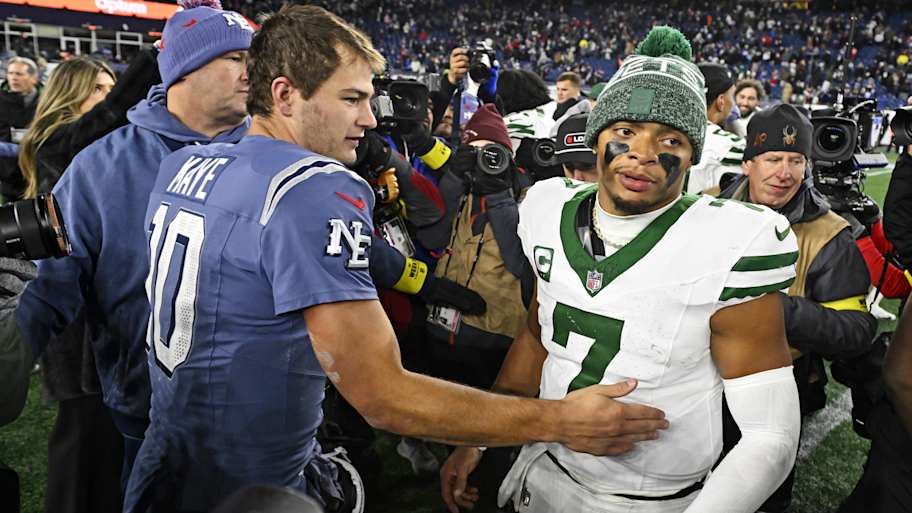 Justin Fields Breaks Silence On Jets Benching, Future Plans