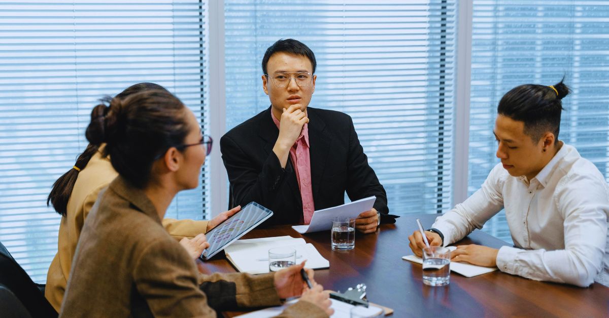 10 Office Behaviors Smart Staff Choose To Ignore