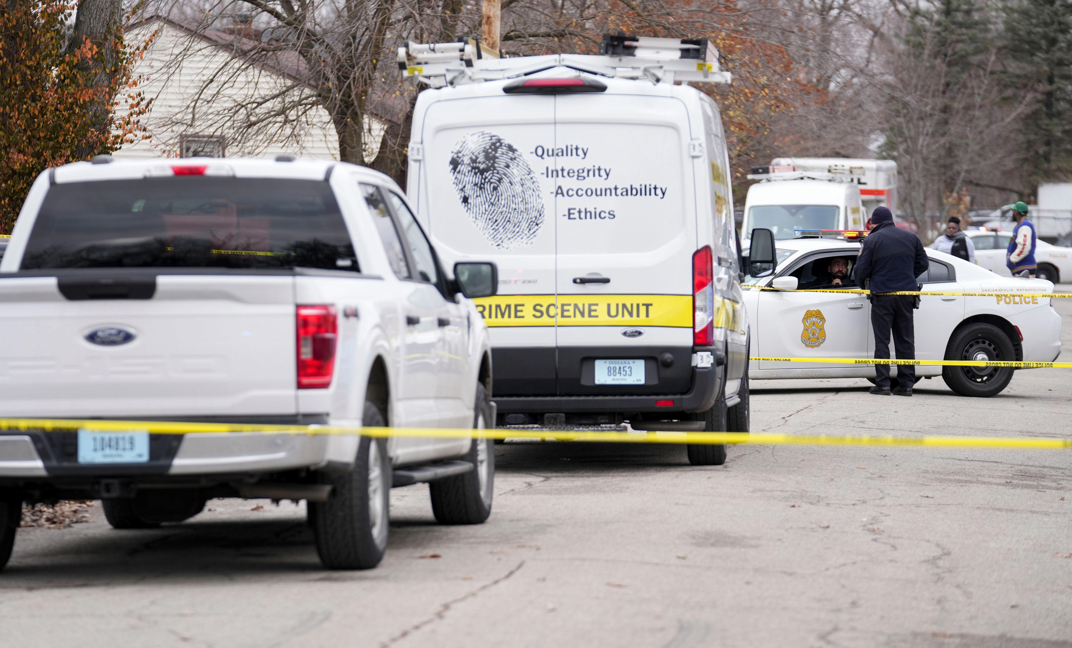 Driver in I-65 chase may be linked to Thanksgiving double homicide