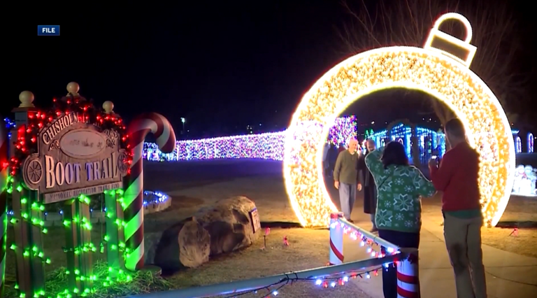 INTERACTIVE MAP: Events and light displays to enjoy this holiday season ...