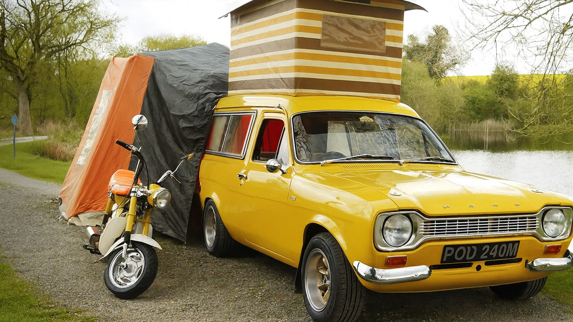 Inside the Mk1 Ford Escort Cosworth Interior