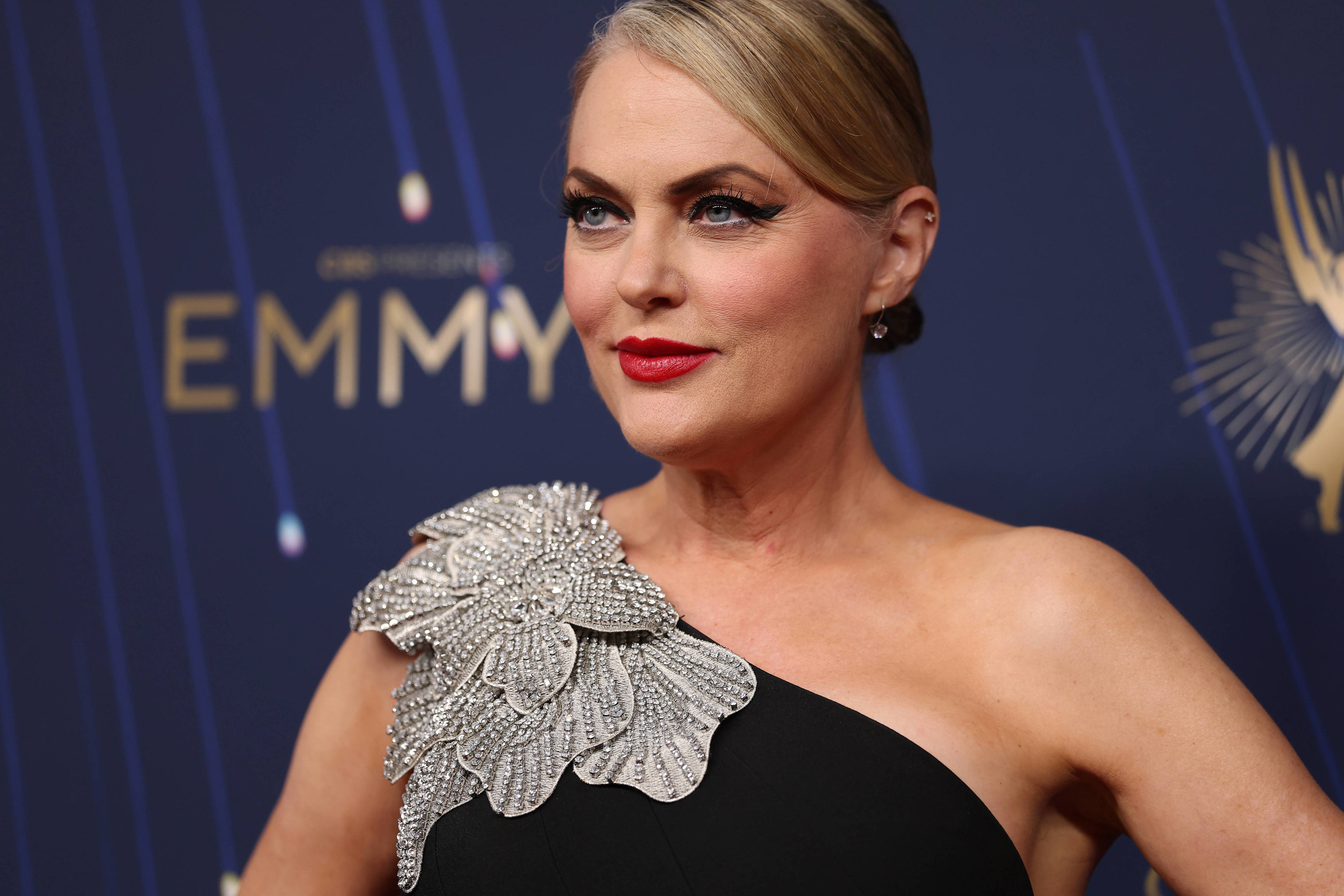"I have my sights set on Broadway": Elaine Hendrix hints at her next ...