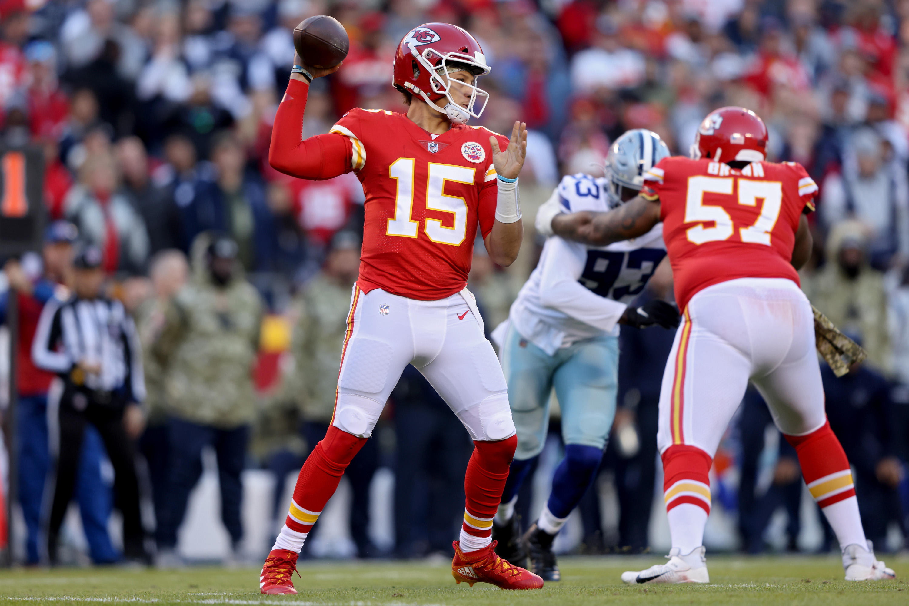 NFL Thanksgiving Football: Kansas City Chiefs vs Dallas Cowboys