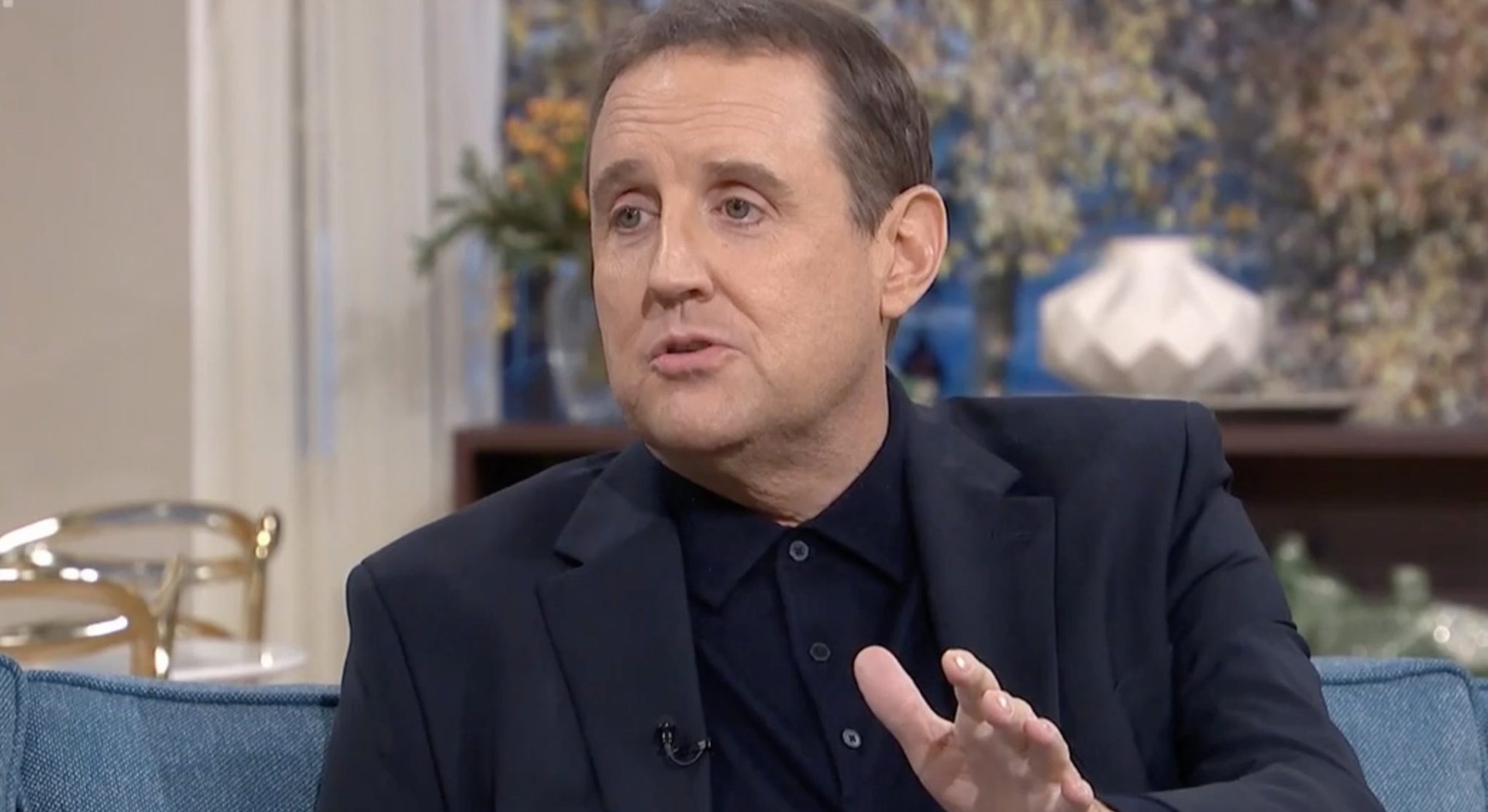 Peter Kay silences Cat Deeley on This Morning