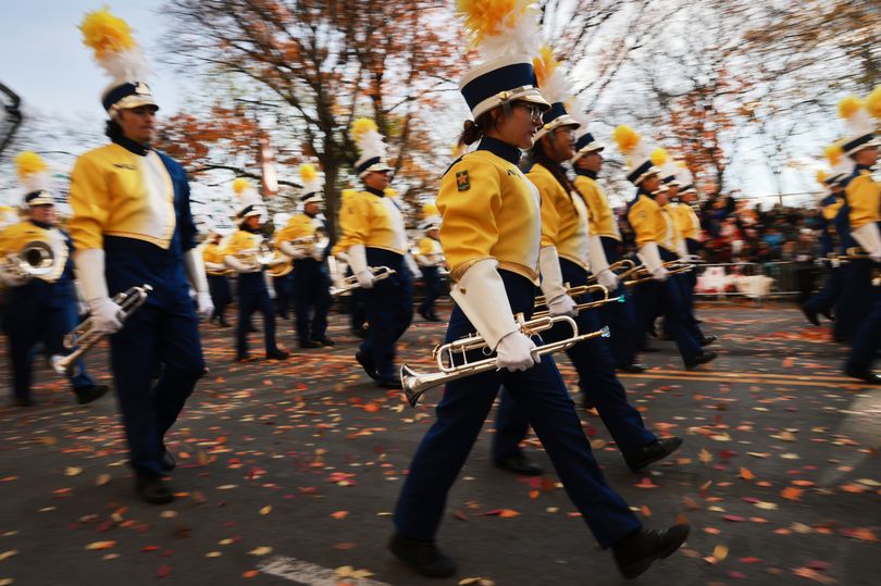 12 pictures capture the magic of the Macy's Thanksgiving Day parade