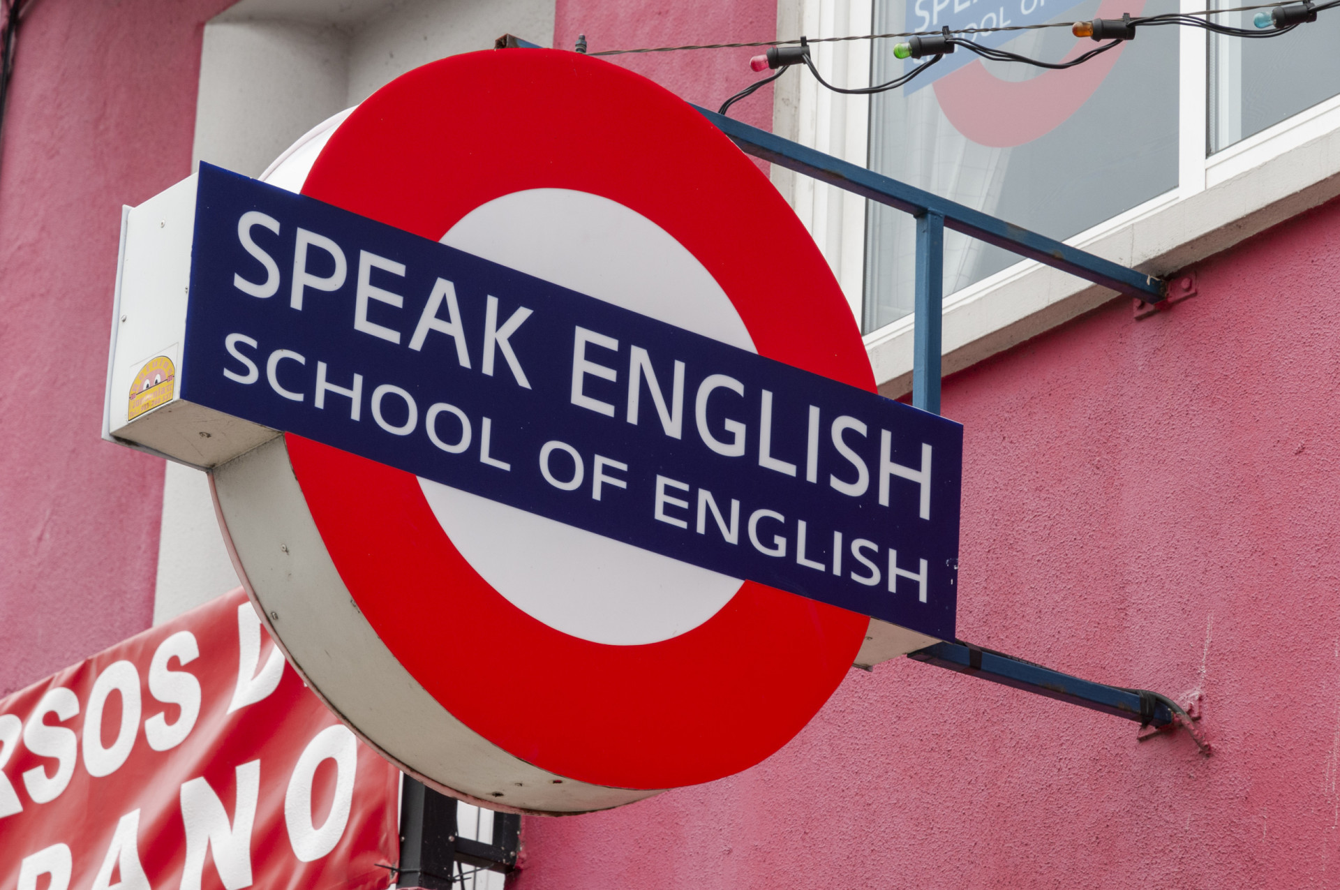 L'anglais, langue dominante : l'explication