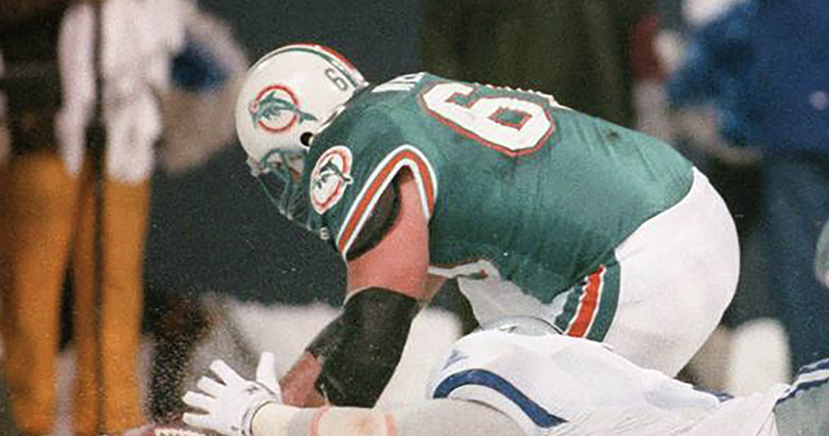 Leon Lett and the dumbest play in NFL Thanksgiving game history