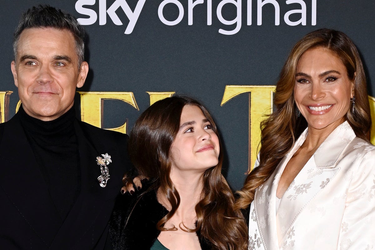 Robbie Williams says 13-year-old daughter is 'desperate to be famous'
