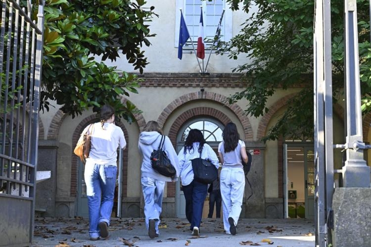 La fin de l’adolescence intervient à l’âge de 32 ans, selon une étude ...