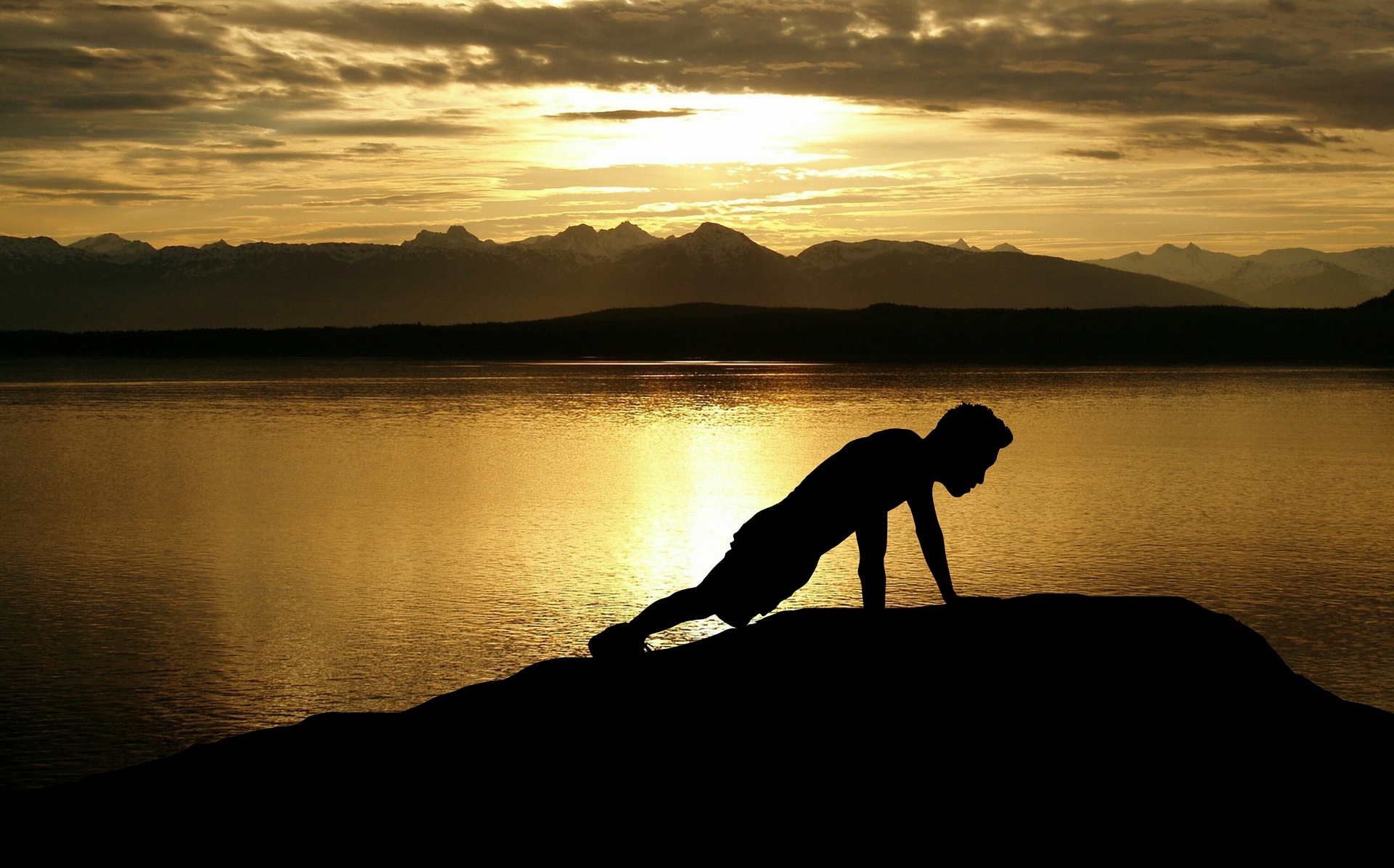 7 Fitness Routines to Prevent Mountain Injuries