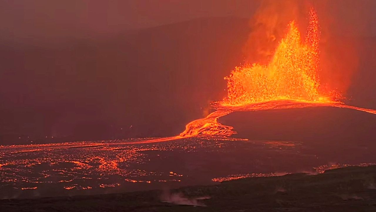 Hawaii's Kilauea volcano struck by magnitude 4.6 earthquake during eruption