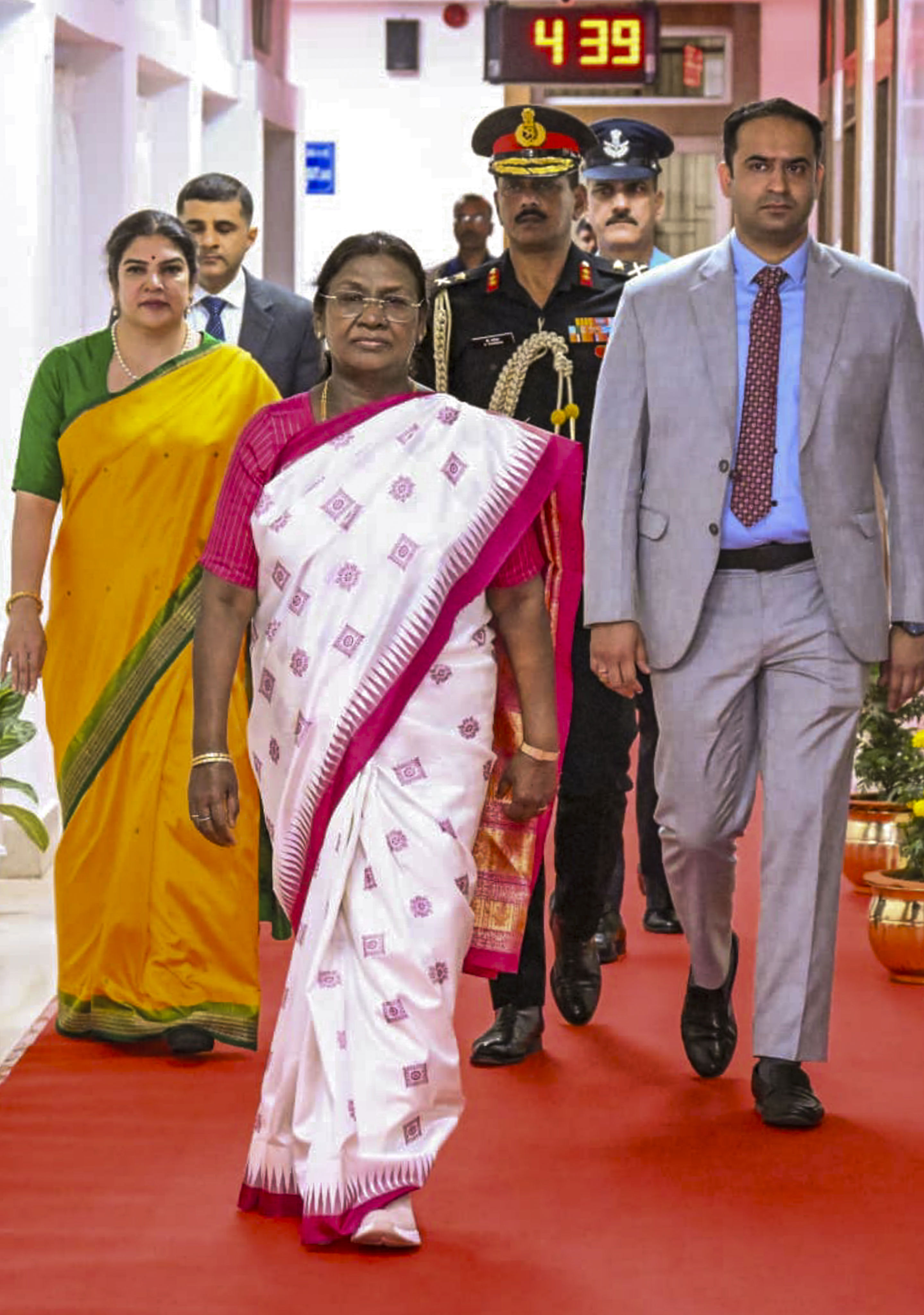 'Ananta, how are you?' Prez Murmu recognises ex-staffer at Odisha ...