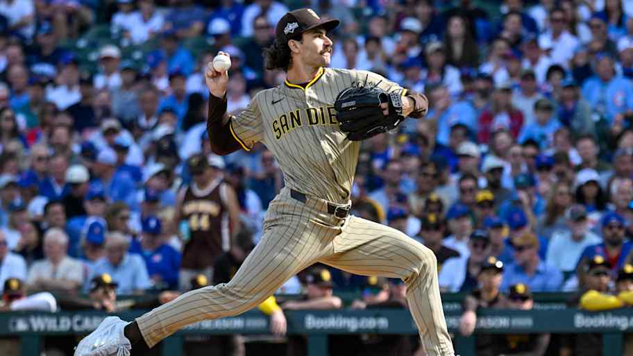 Blue Jays Signing Star Pitcher Makes Things Increasingly Difficult for Rays