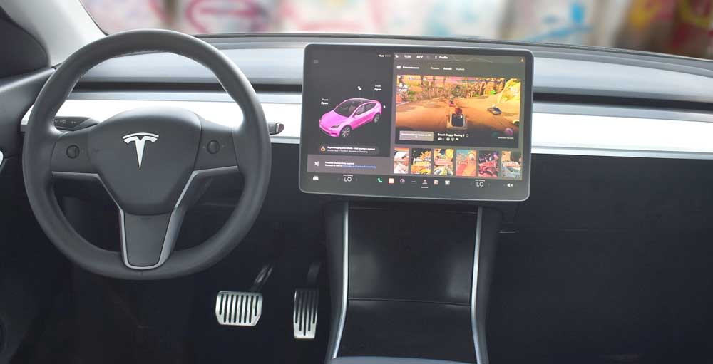 Tesla Launches FSD v14 Free Trial In North America