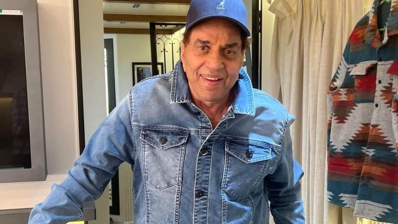 Dharmendra’s prayer meet: Celebs from industry pays tribute; details inside