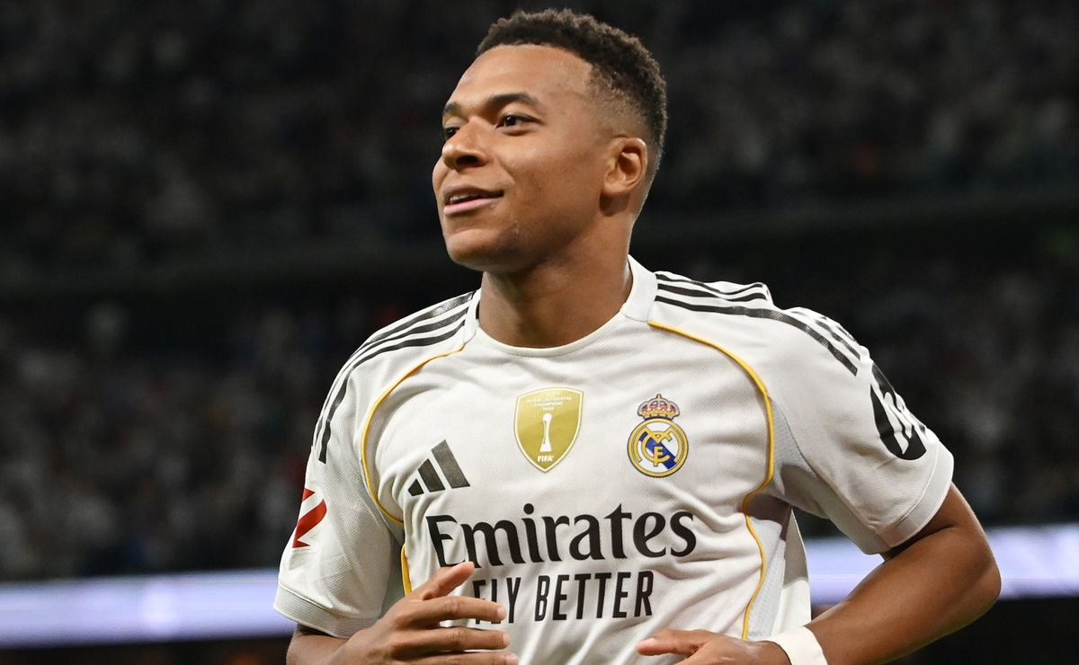 Kylian Mbappe joins Cristiano Ronaldo in exclusive Real Madrid ...