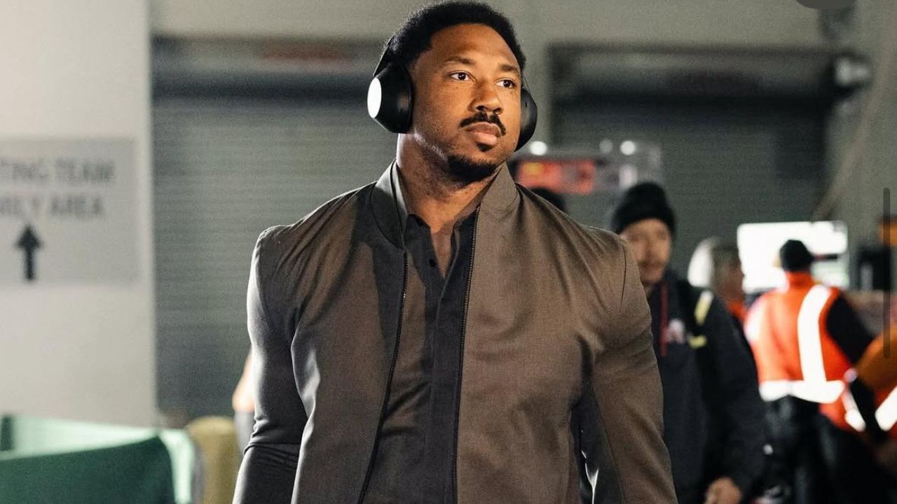 Myles Garrett And Chloe Kim Go Public With Heartwarming Sideline Moment ...