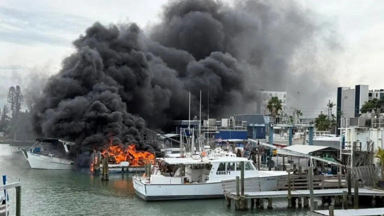 Massive Fire Engulfs Boats at Florida's Madeira Beach; PHOTOS Emerge
