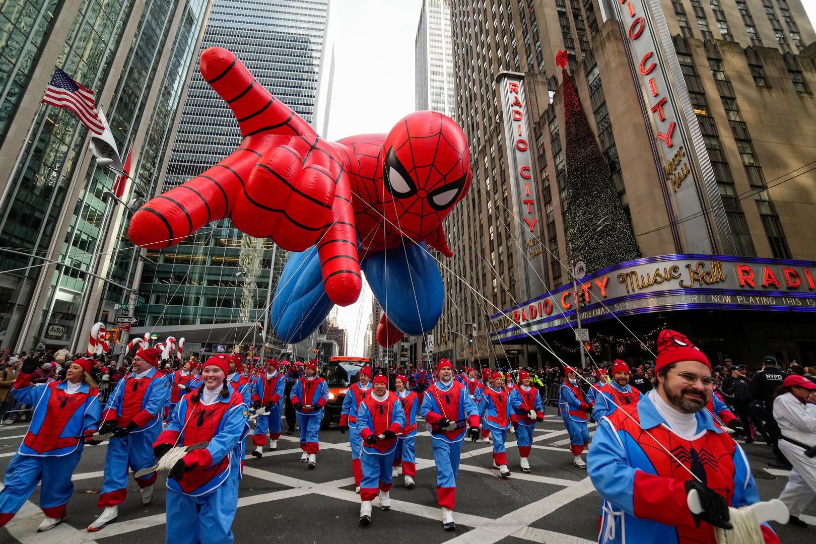 Macy’s Thanksgiving Day Parade brings Pac-Man and Labubu to Manhattan