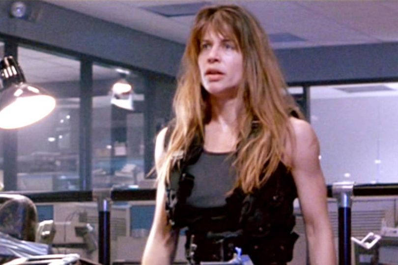 Who is Dr Kay in Stranger Things? Linda Hamilton's 'unhinged' role ...