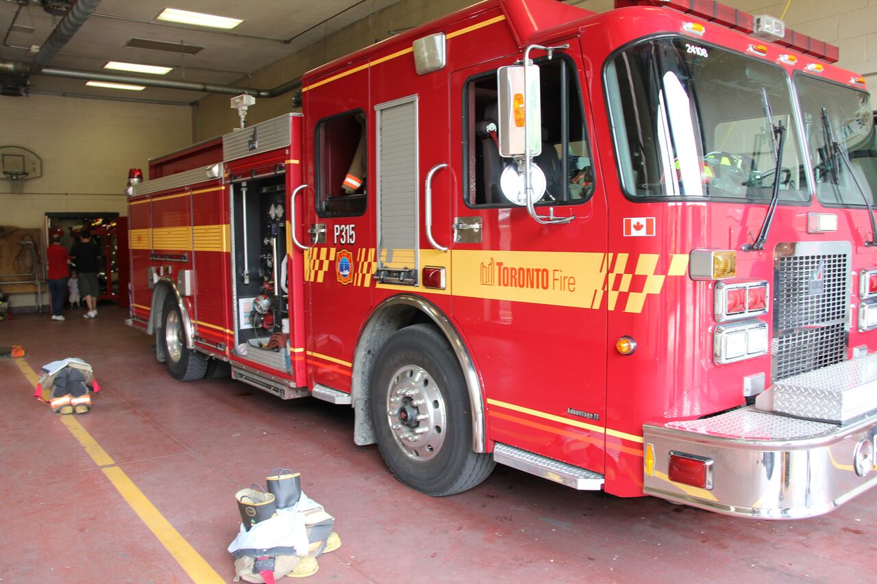 Electrical fire affecting 2 buildings now under control in Thorncliffe ...