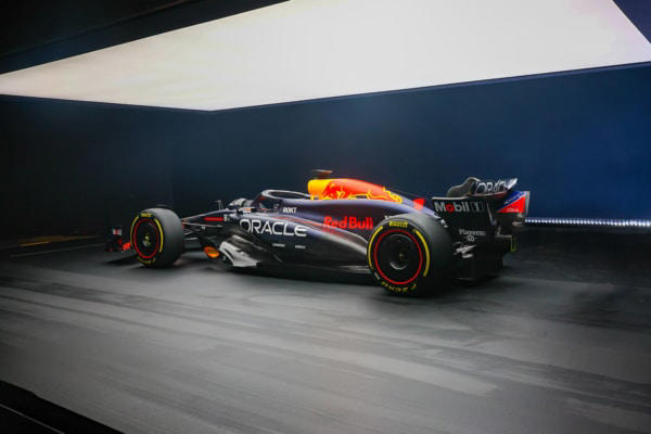 Put an Official Full-Scale Oracle Red Bull Racing RB20 F1 Car in Your ...