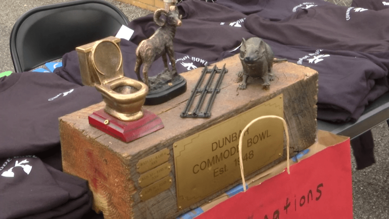 Rats and Rams face off in Dunbar’s 77th Commode Bowl