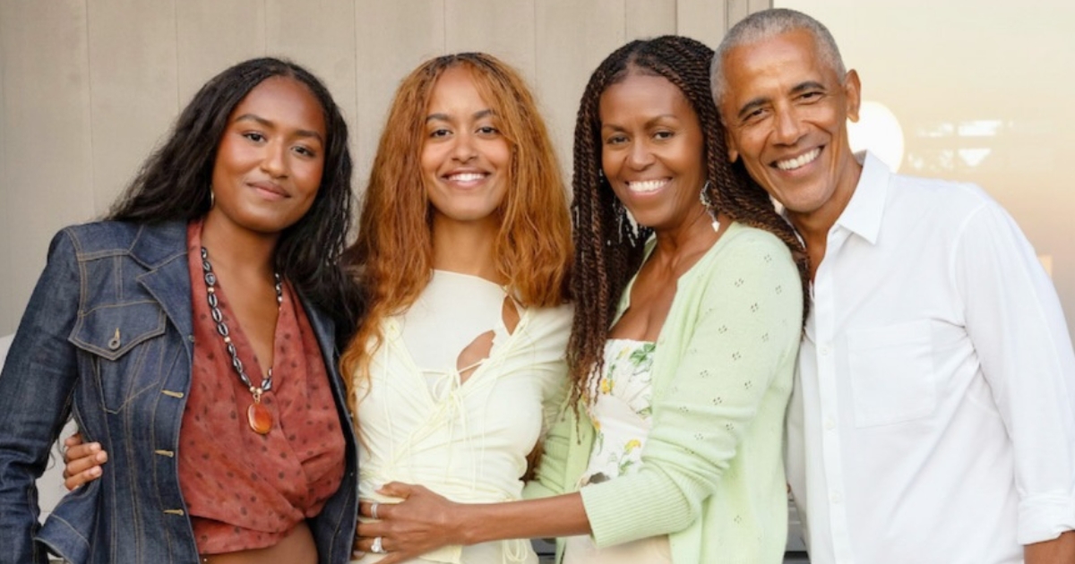 Inside Michelle and Barack Obama’s Thanksgiving Fam-Jam with Daughters ...