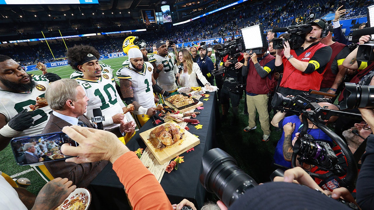 Packers beat Lions 31-24, Love finishes with career-high-matching 4 TD ...