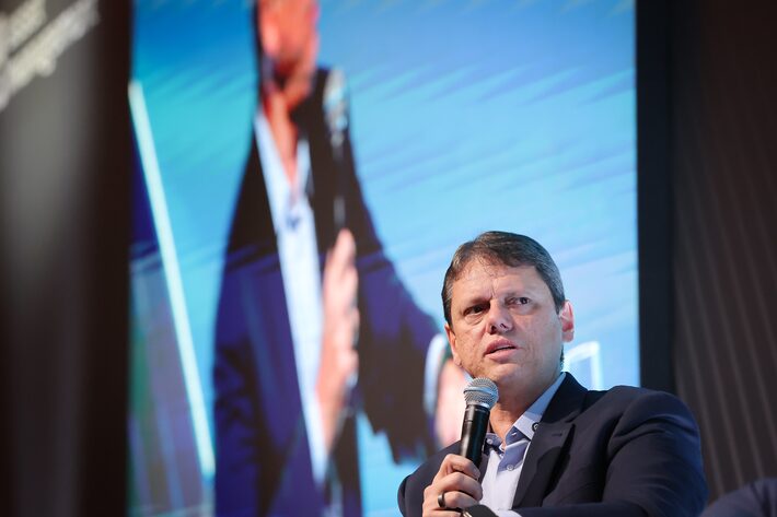 Tarcísio sinaliza permanência no Republicanos enquanto sigla monta ...