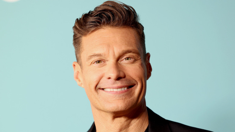 Ryan Seacrest's Face Tune Up Has Gone Too Far & One Facial Feature ...