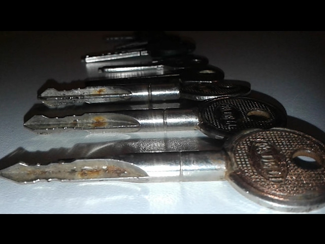 4 genius key hacks for effortless organization | DIY key holder ideas