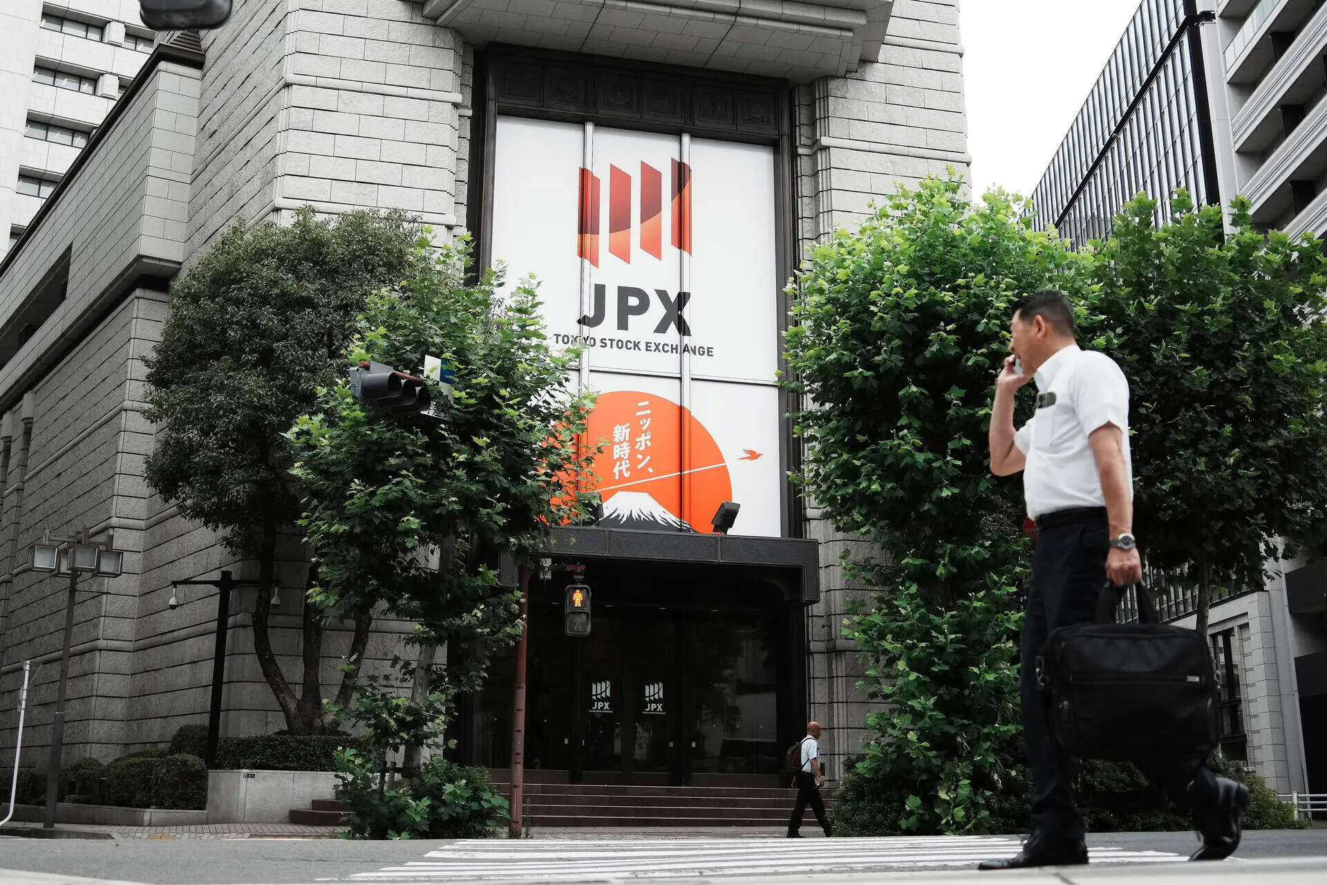Benchmark JGB yields rise on issuance shuffle; 2-year notes stable ...