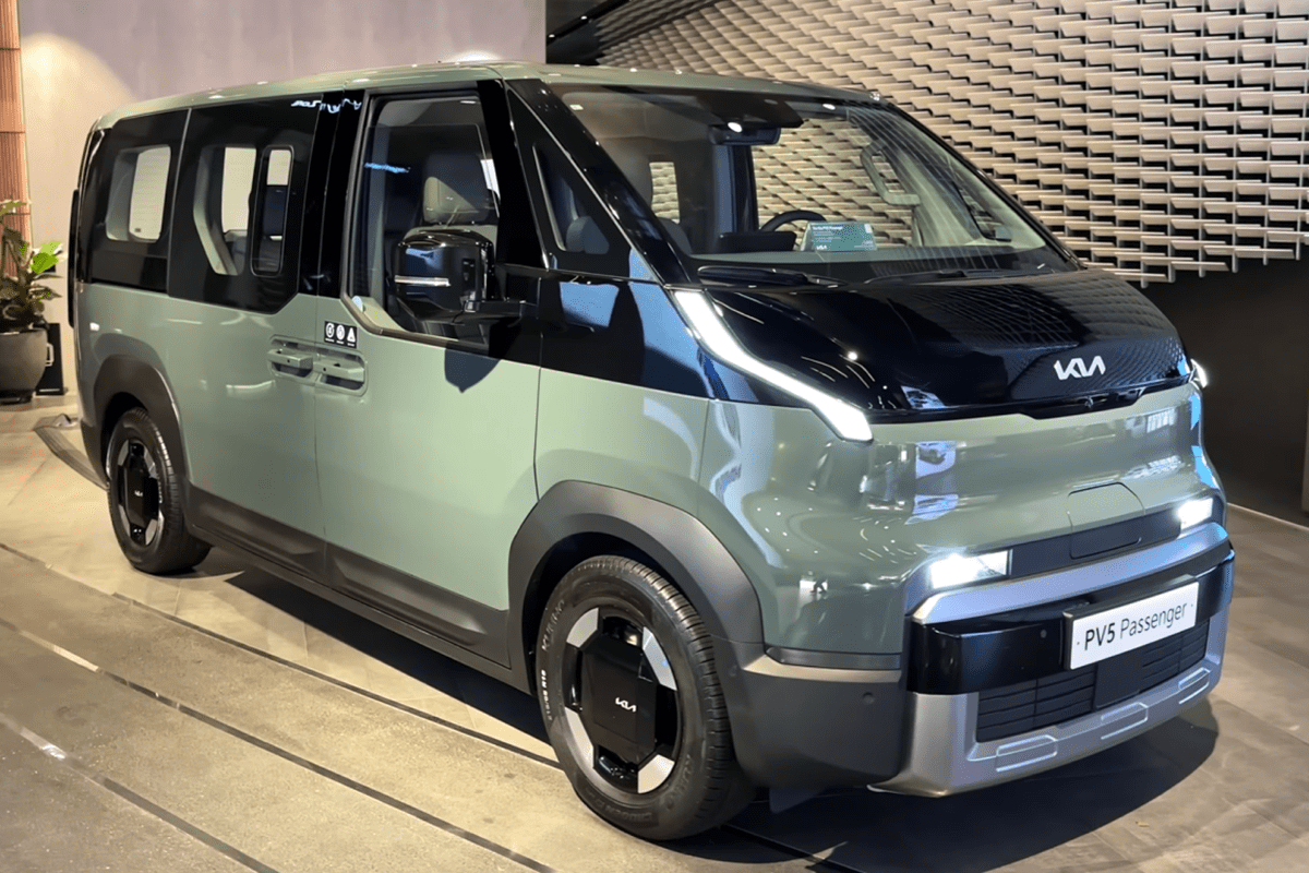 Kia PV5: The First Asian EV to Win ‘World Van of the Year’—Here’s Why ...