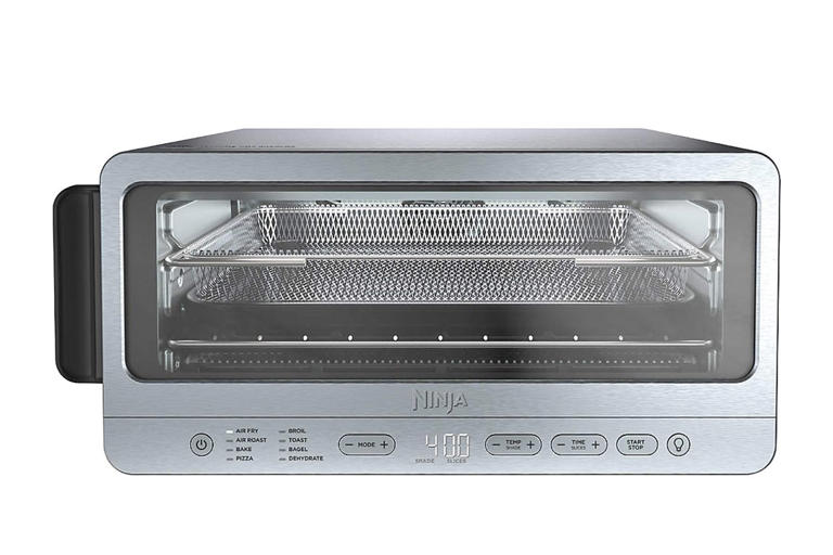 Crate & Barrel bestsellers include Le Creuset, Lodge, and more — now up ...