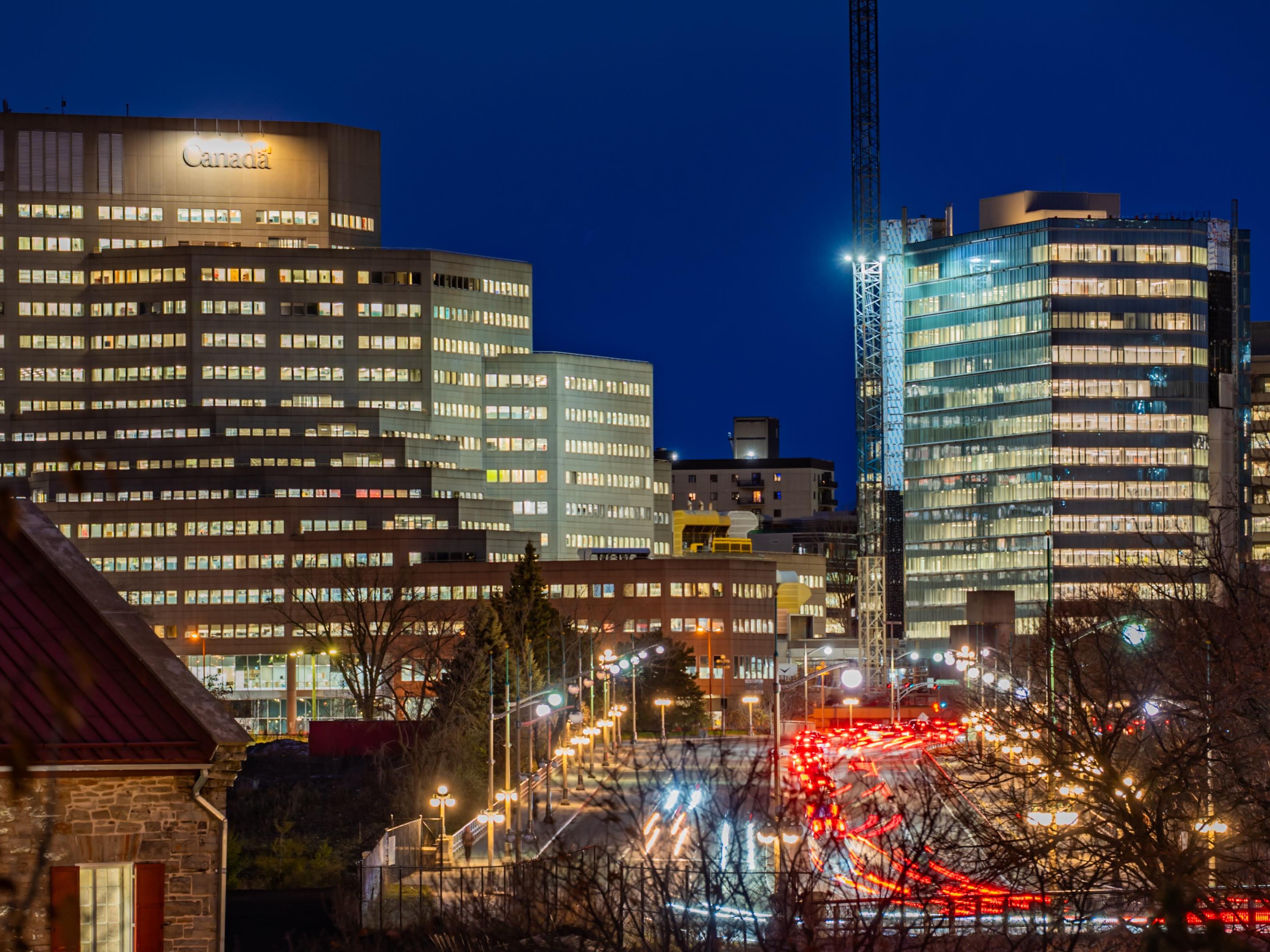 Ottawa veut recouvrer sans droit des sommes versées par Phénix, selon ...