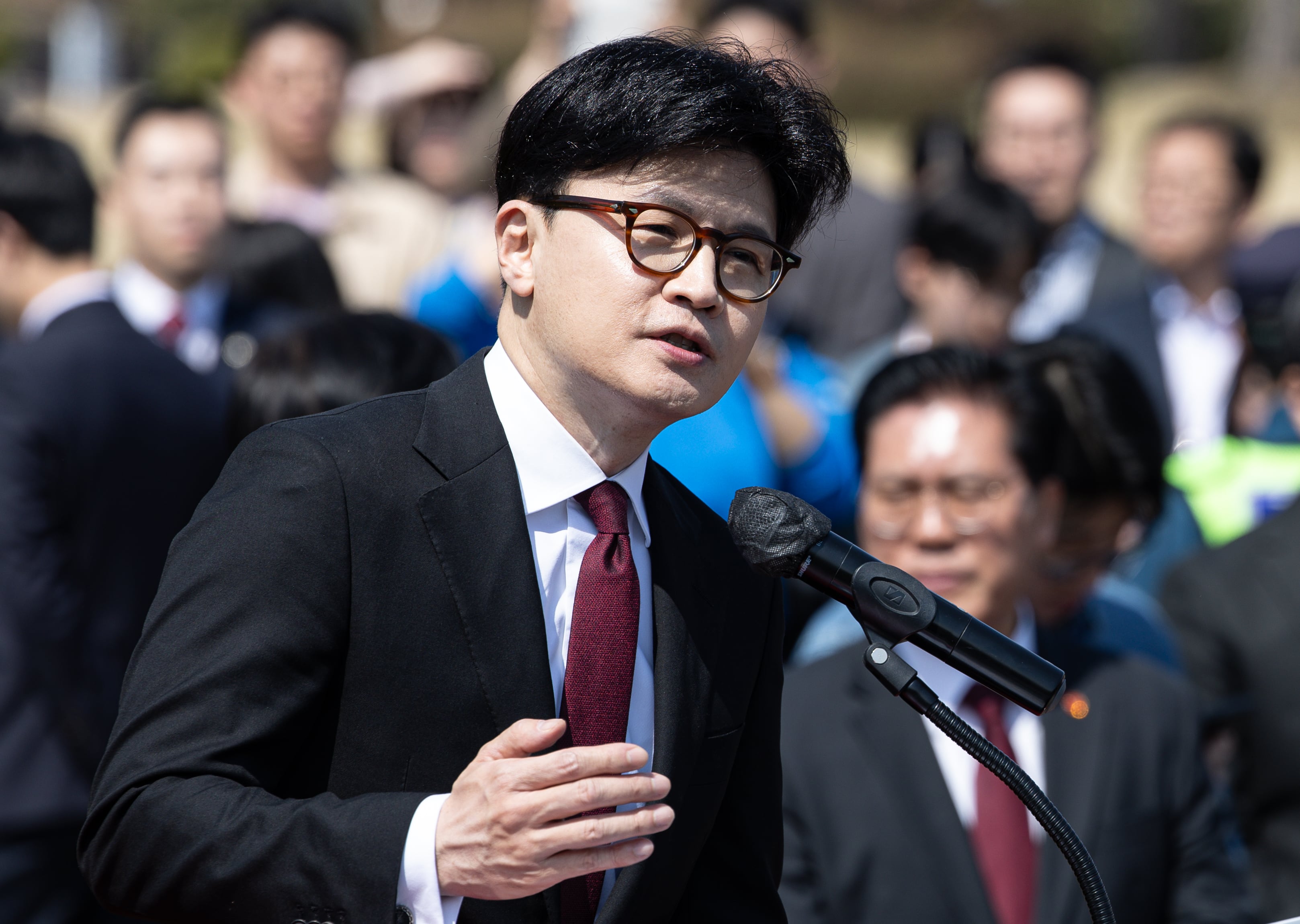 People Power Party Probes Han Dong-hoon's Controversial Bulletin Board