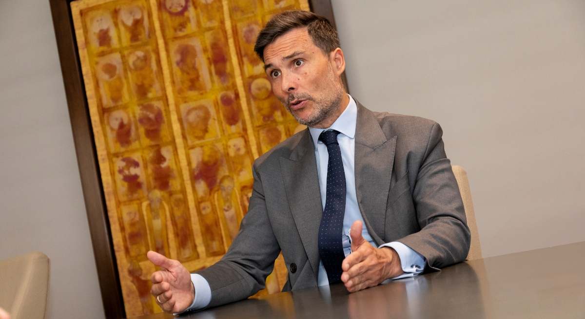 Amper prepara hasta cinco operaciones y propondrá en junta un 'contra ...