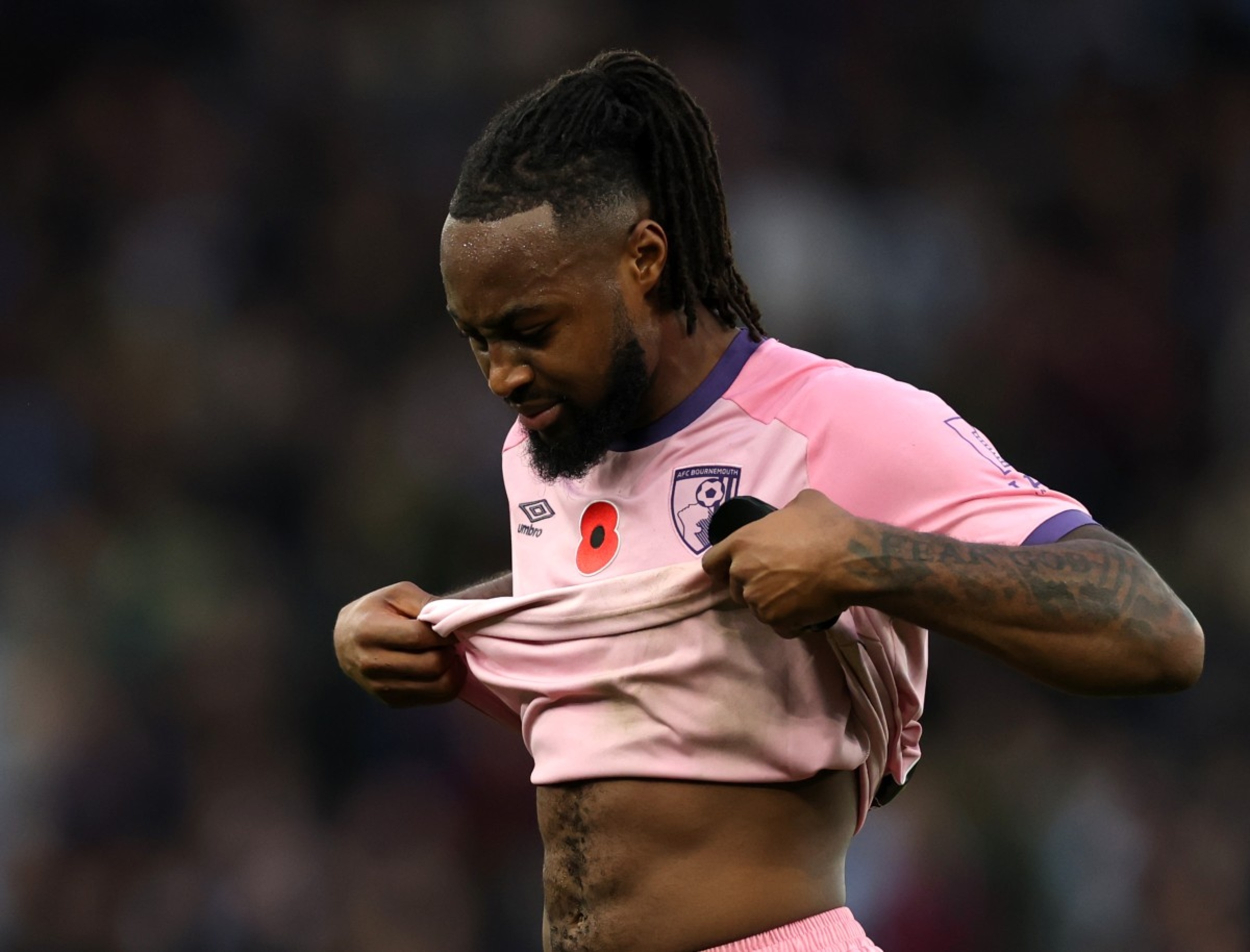 Arsenal prepared to hijack Man City move for Premier League player