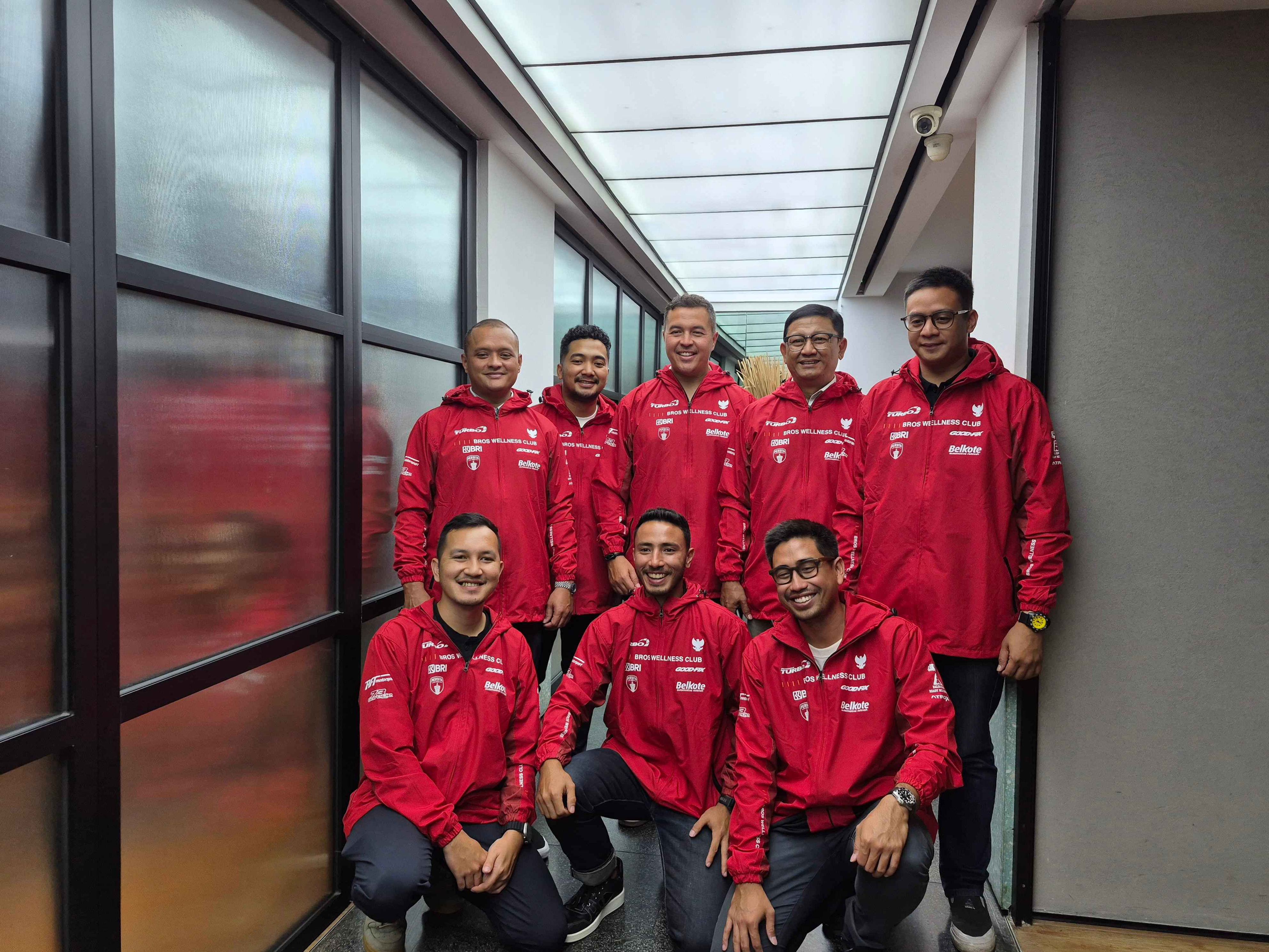Begini Tips Cara Nyetir di Jalanan Tanah dan Aspal ala Pembalap Rally