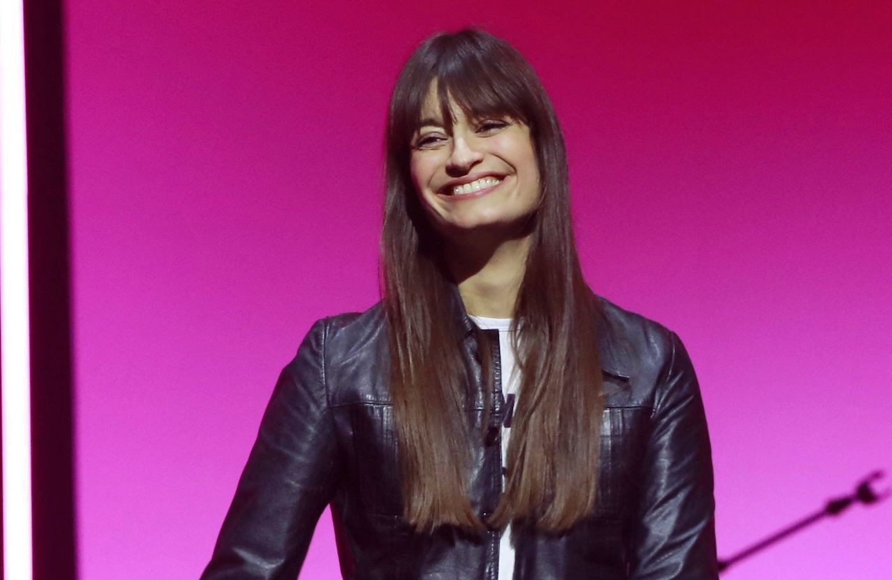Clara Luciani dévoile l’élément déclencheur qui lui a donné envie de ...