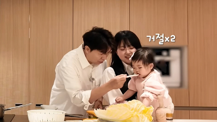 Park Soo-hong, 1 year after giving birth ♥ Kim Daye has never made baby ...