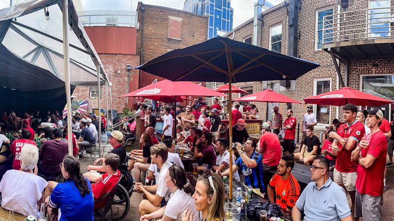 Where to watch soccer in Raleigh [18 top places!]