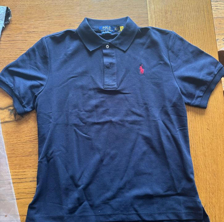 Fake gifts warning as scammers target prestigious London addresses