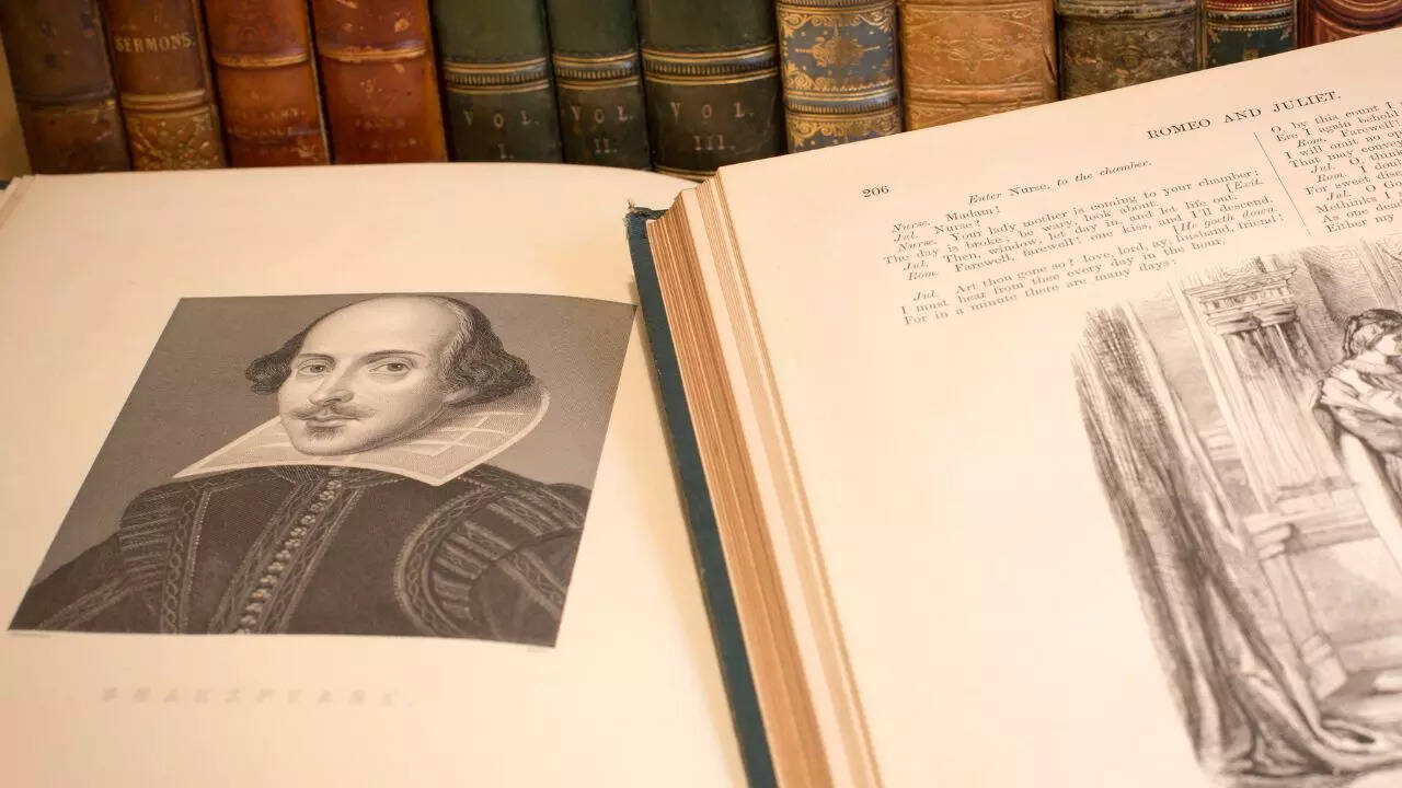 10 lines from Shakespeare's King Lear that stand so true even today