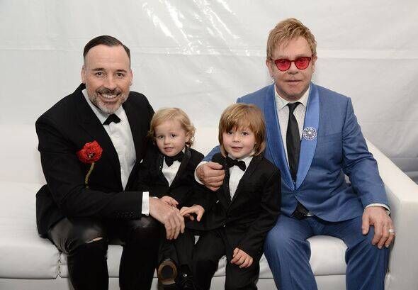Elton John shares 'devastating' health update as he battles ...