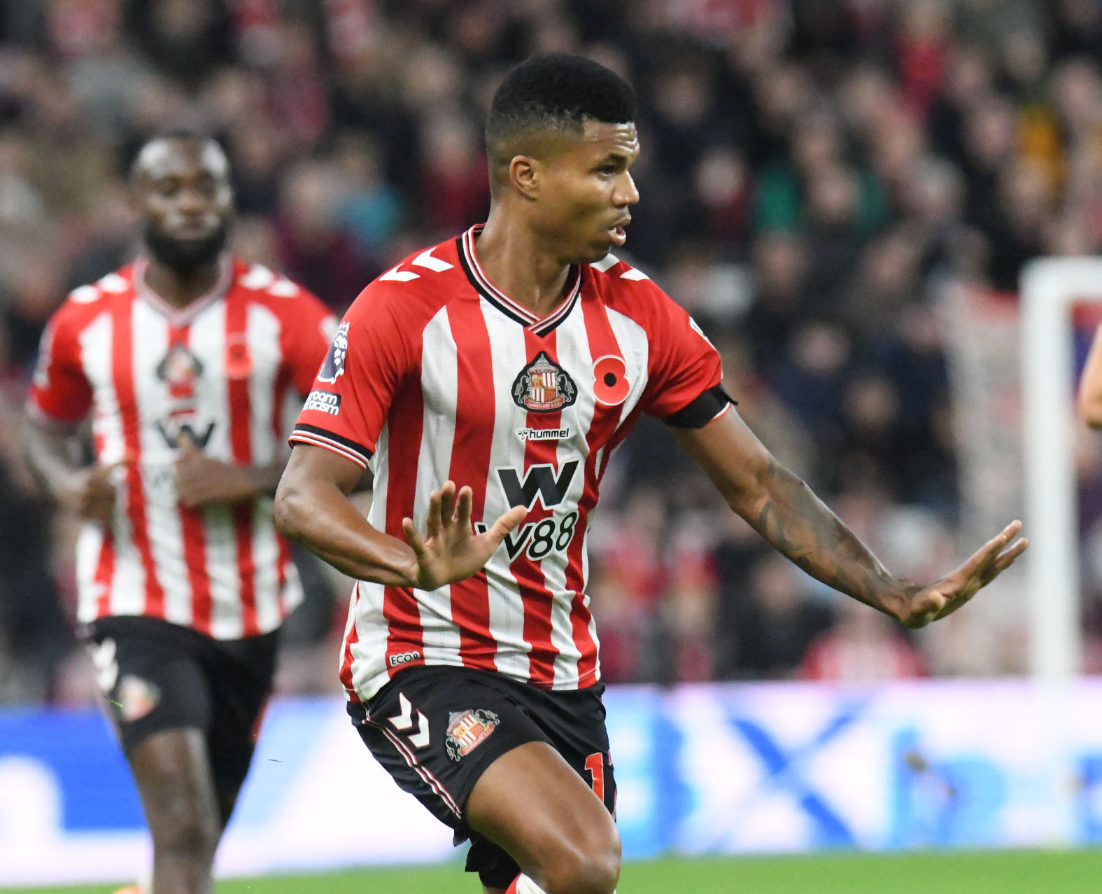 The early Sunderland and Newcastle United team and injury news with ...