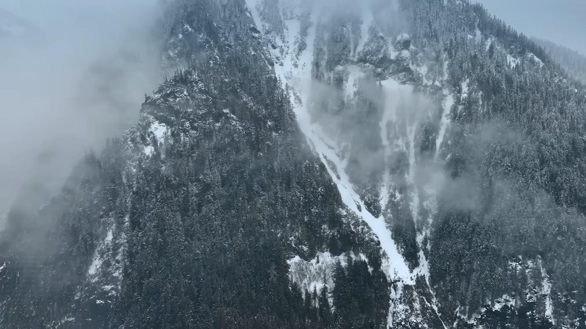 The Volcano Above Seattle That Can Drown Cities in Minutes